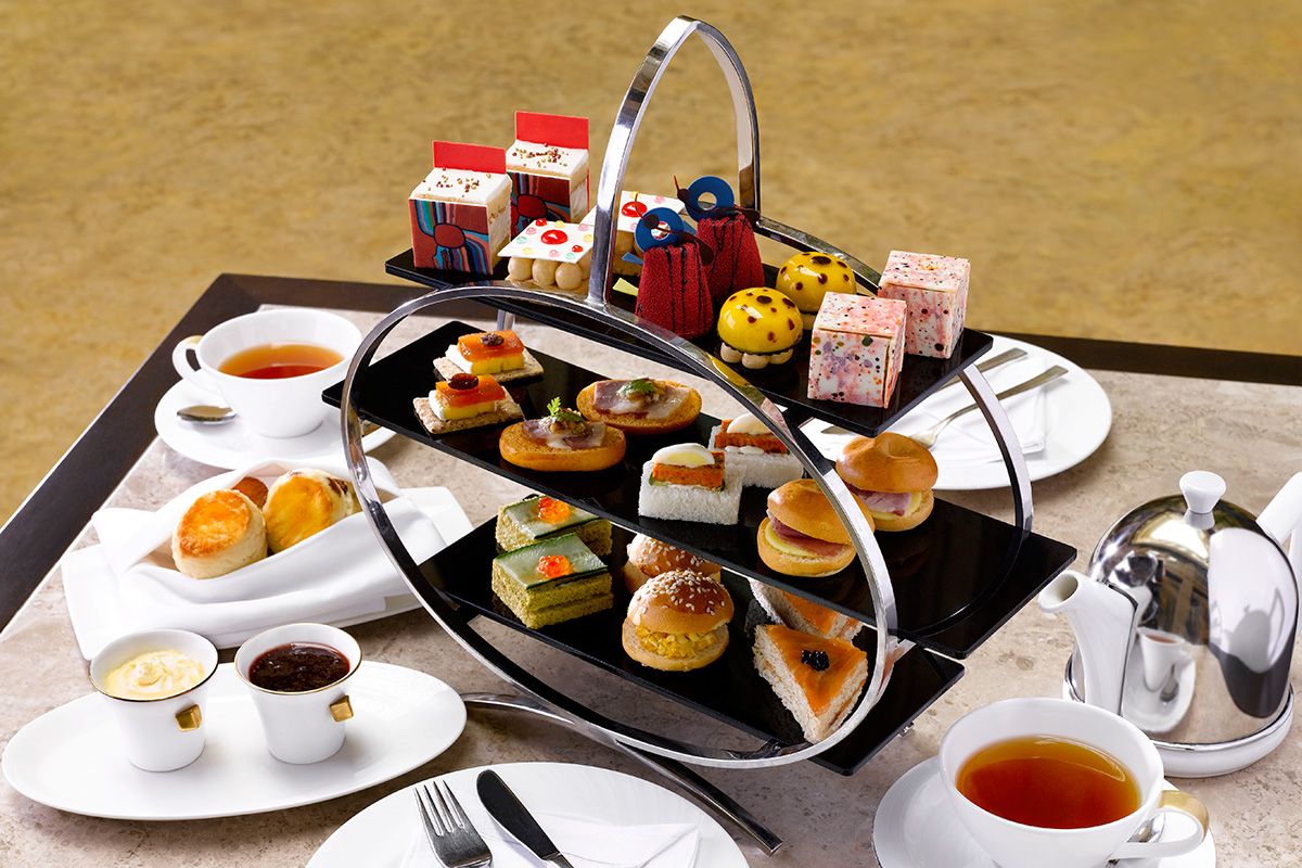 Yayoi Kusama-inspired Afternoon Tea at The Fullerton Hotel Singapore ...