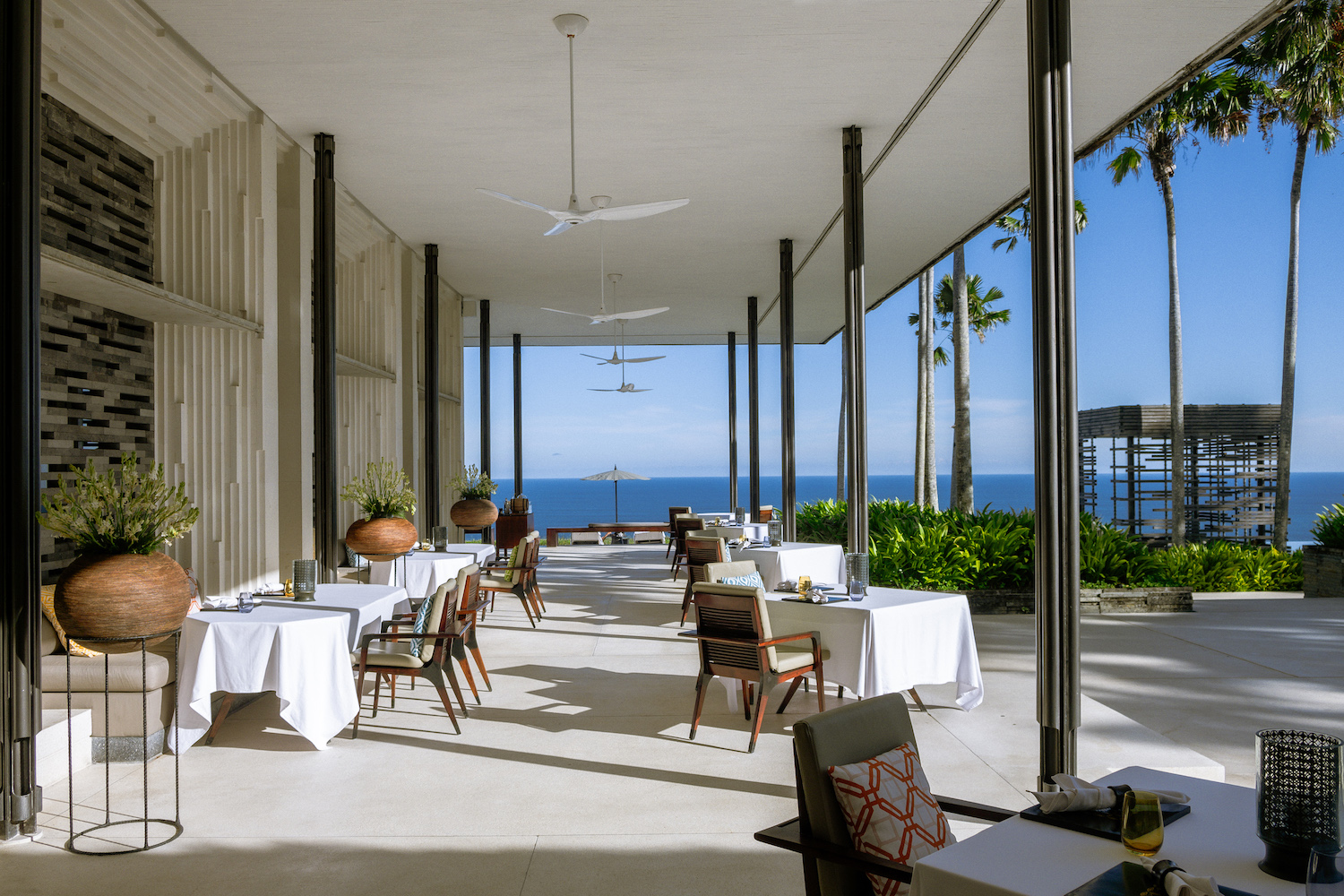 Four Hands dining experience August x CIRE at Alila Villas Uluwatu